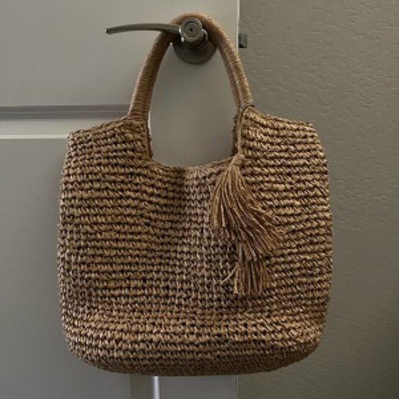 Source Unknown | Bags | Great Clean Condition Fully Lined Straw Tote ...